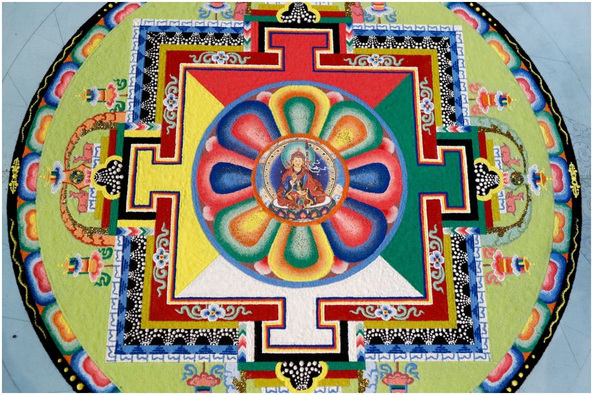 Vajra Guru Mantra of Guru Padmasambhava: Meaning and Benefits - Insight ...