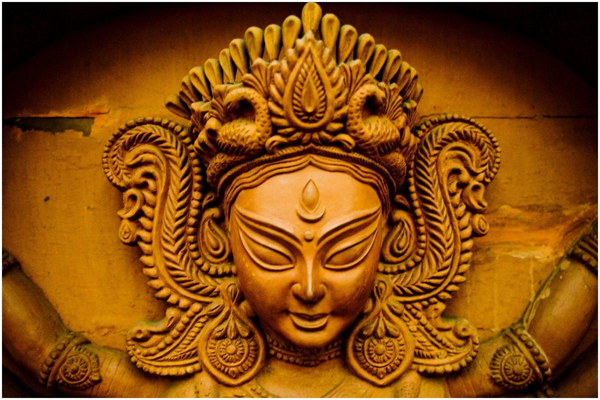 Maa Chamunda Mantra (Navarna Mantra) – Om Aim Hreem Kleem