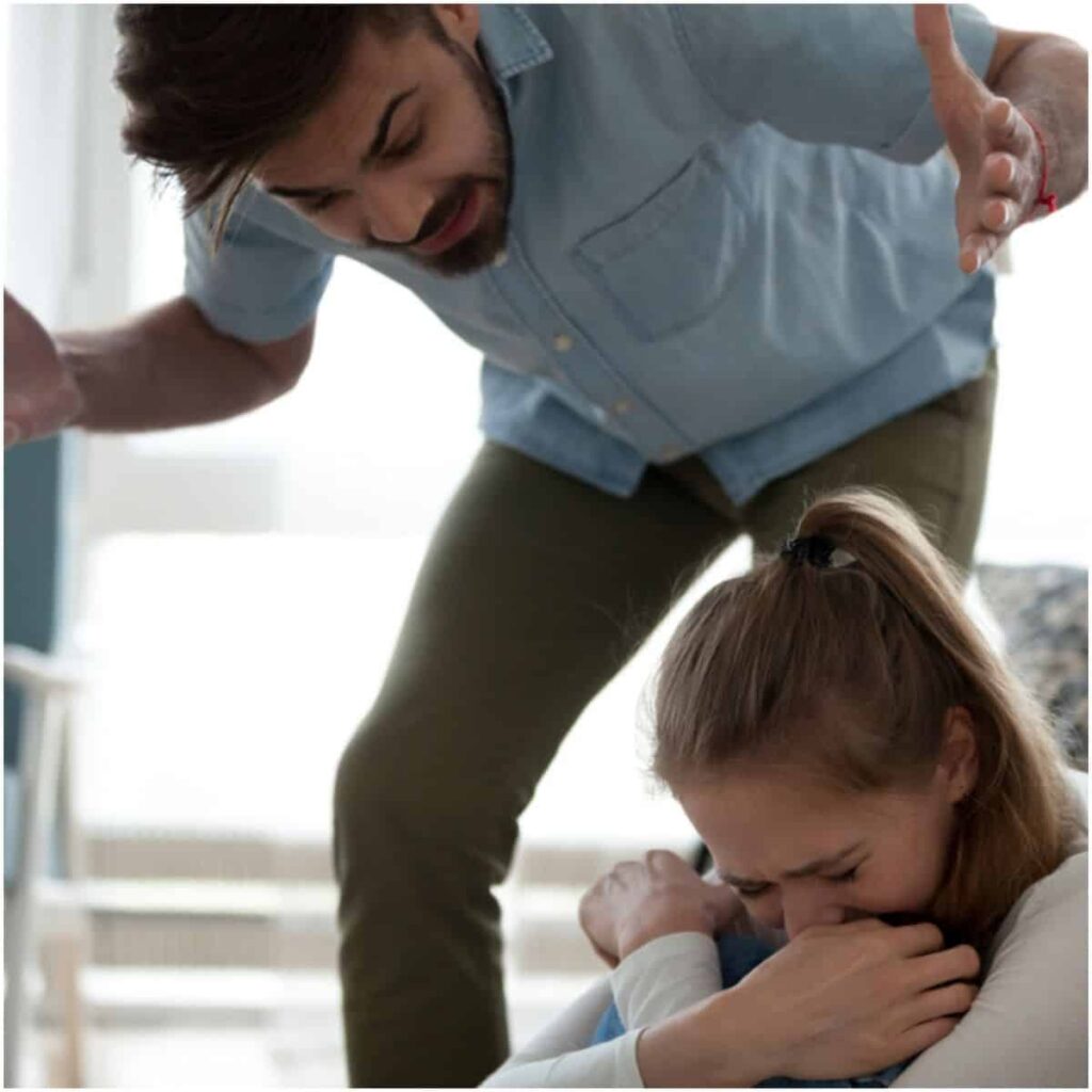 18 Signs Of A Cold-Hearted Person - Insight state