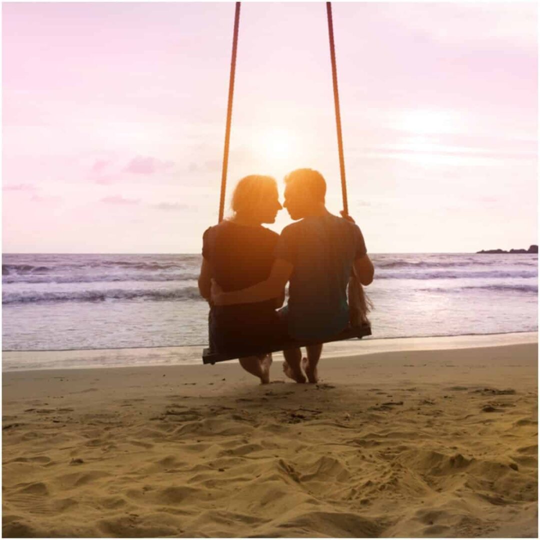 16 Signs That You're In A Karmic Relationship - Insight state