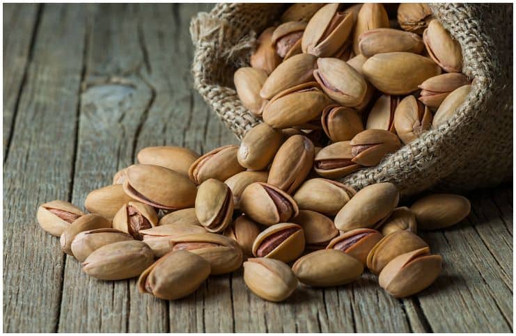 Pistachio Benefits For Skin, Brain, Weight Loss, And In Pregnancy ...