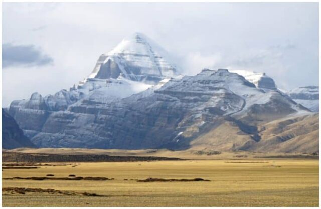 Pranava Mantra: Lyrics, Meaning, Chanting Benefits - Insight state