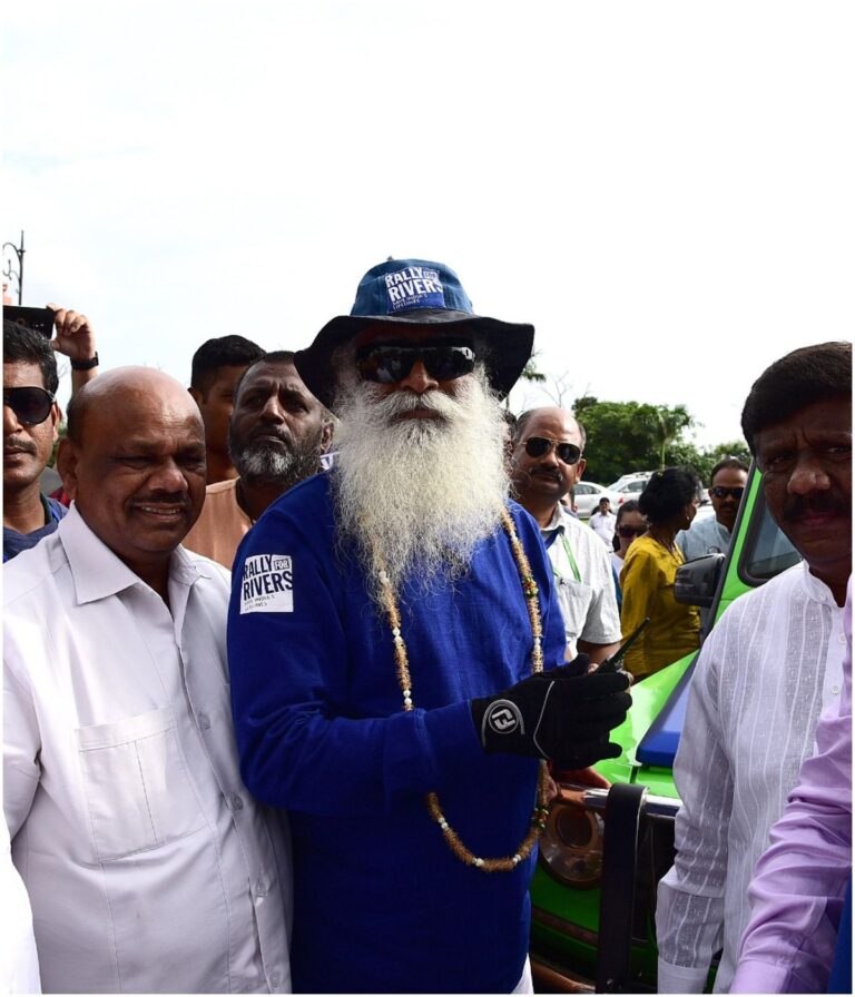 42 Sadhguru Quotes On Love And Life - Insight state