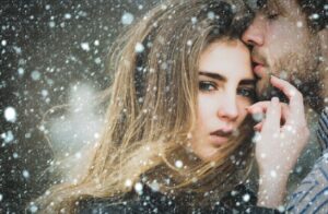 20 Major Signs You've Met A Love From A Past Life - Insight state