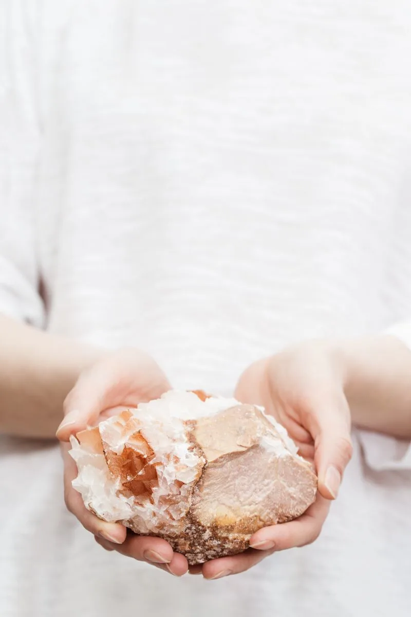 15 Energy Healing Techniques - Insight state