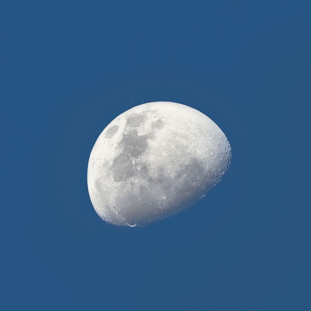 Waning Gibbous Moon Spiritual Meaning - Insight state